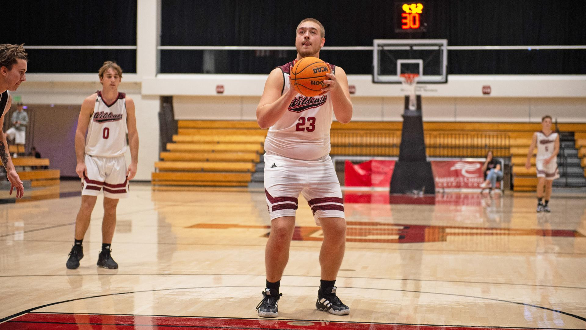 Isaiah Holm - 2023-24 - Men's Basketball - Chico State Athletics