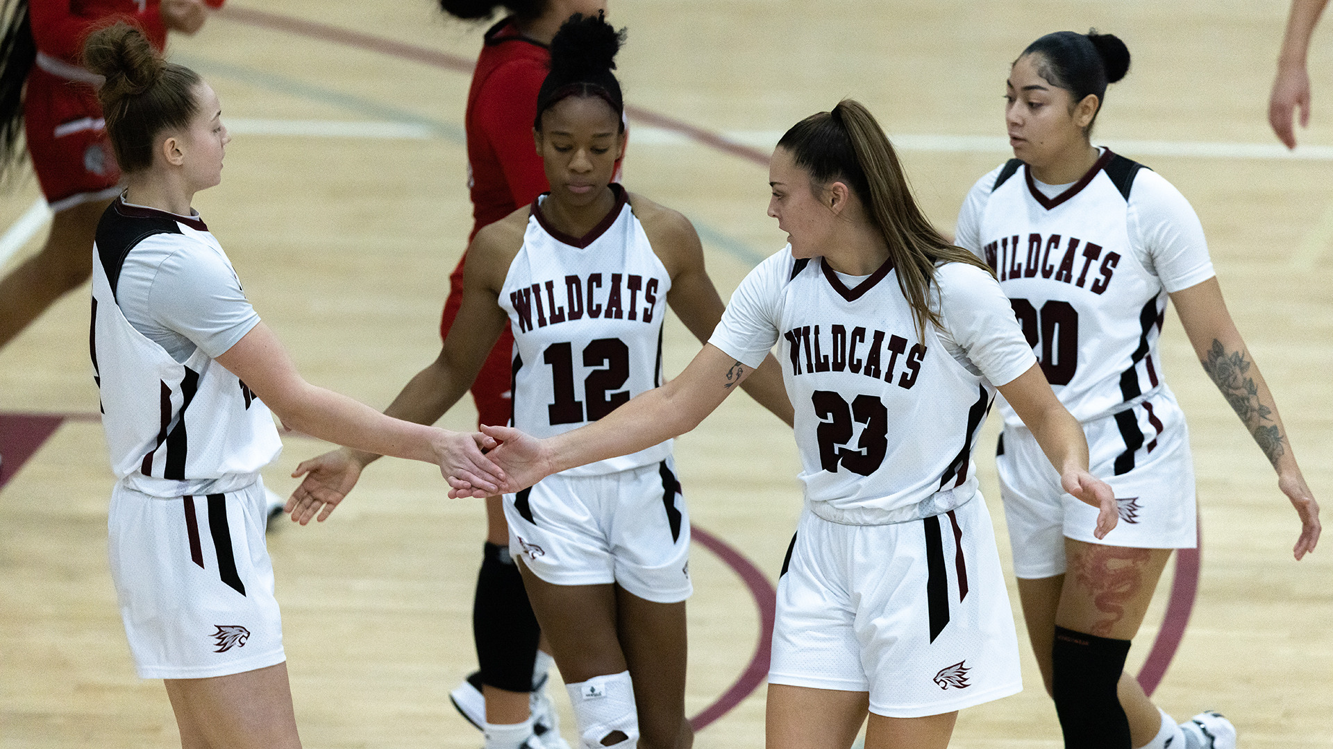 ’Cats build big lead, hang on to beat Saint Martin’s 59-52 - Chico ...