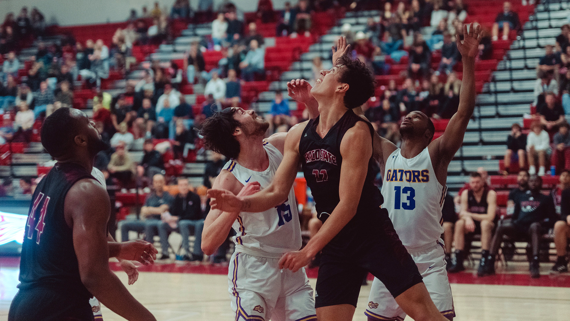 Justin Vigil - 2022-23 - Men's Basketball - Chico State Athletics