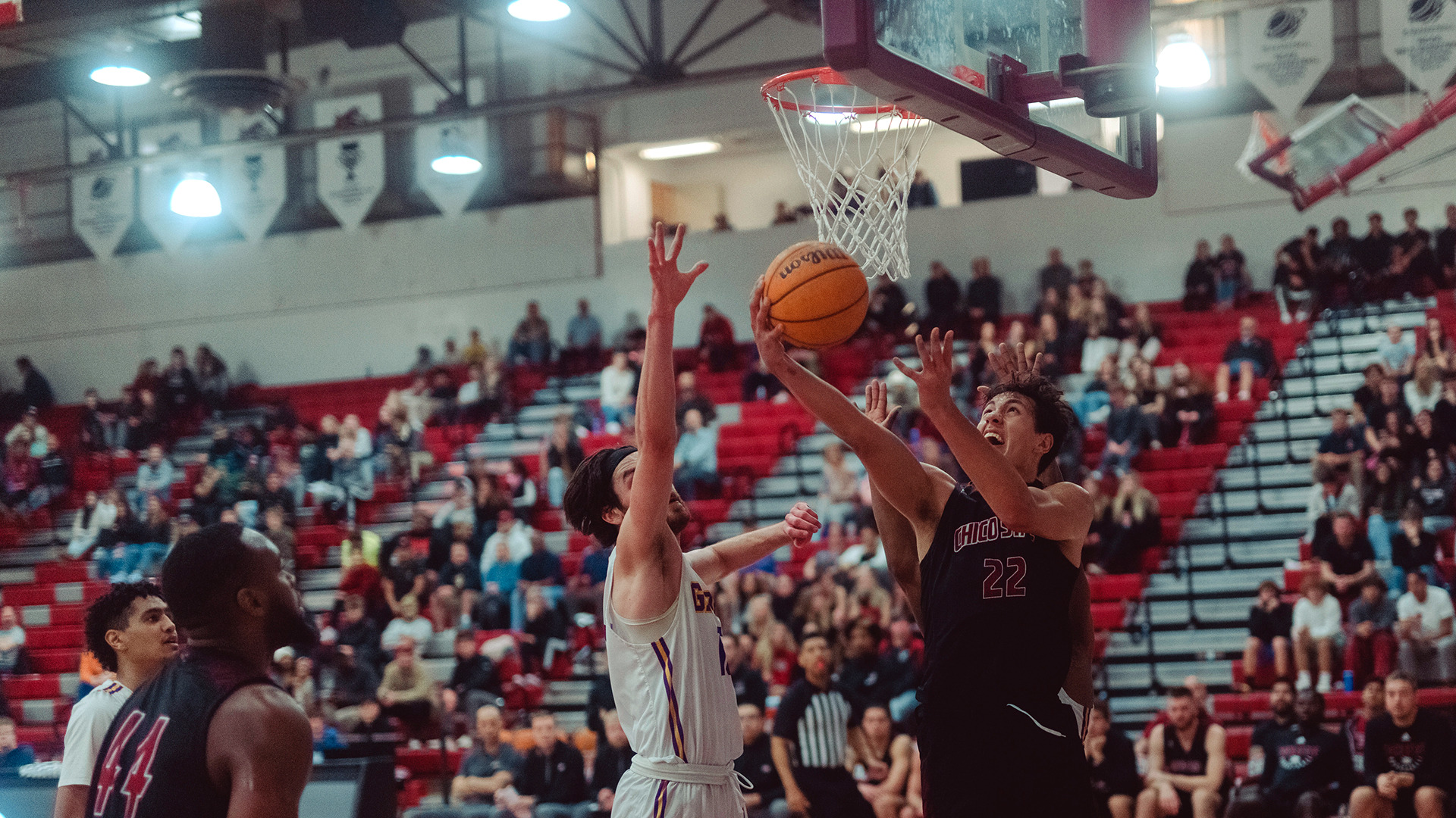 Justin Vigil - 2022-23 - Men's Basketball - Chico State Athletics