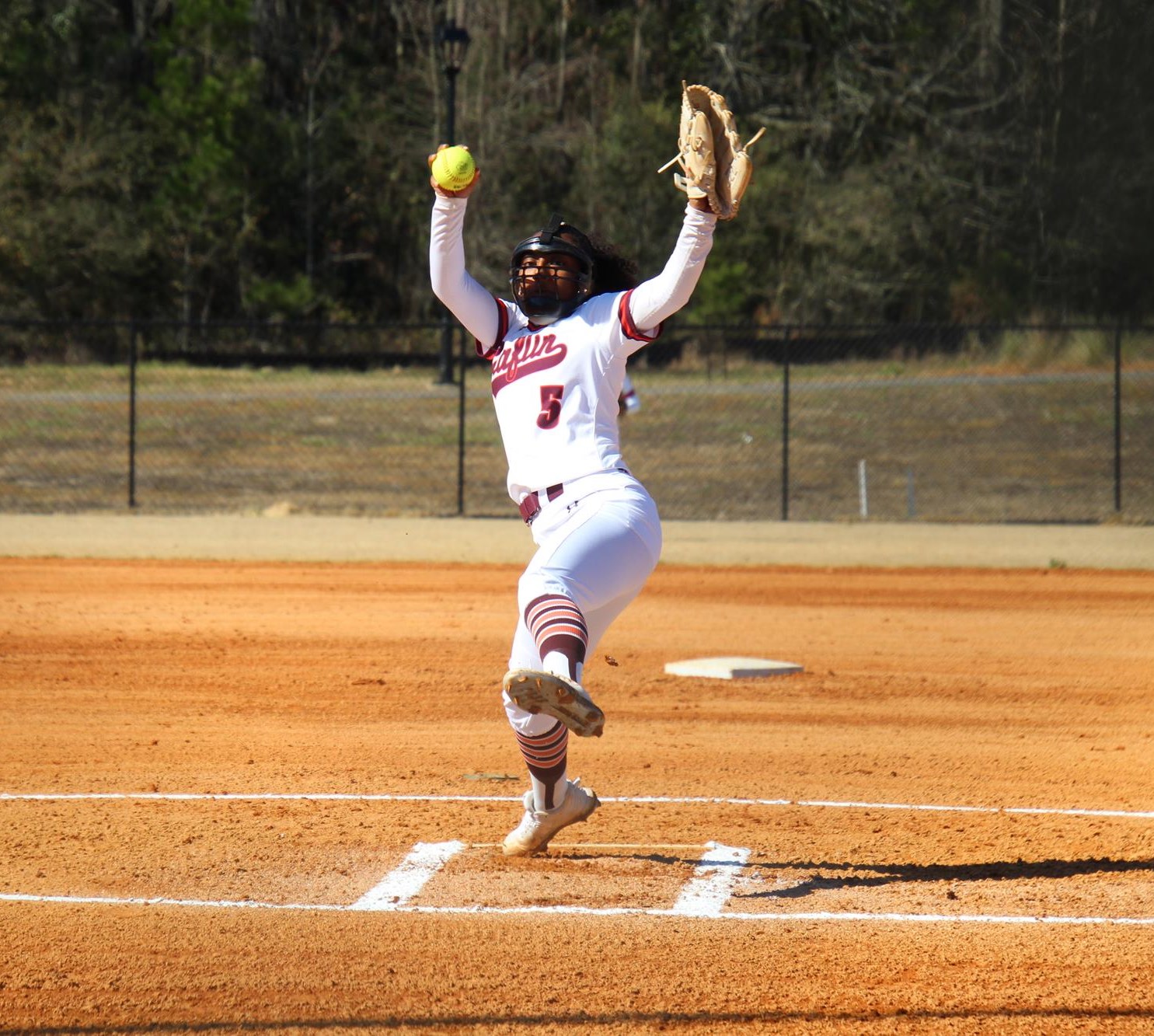 Claflin Softball Sweeps Fayetteville State in its 2021 Season Opener - Claflin University Athletics