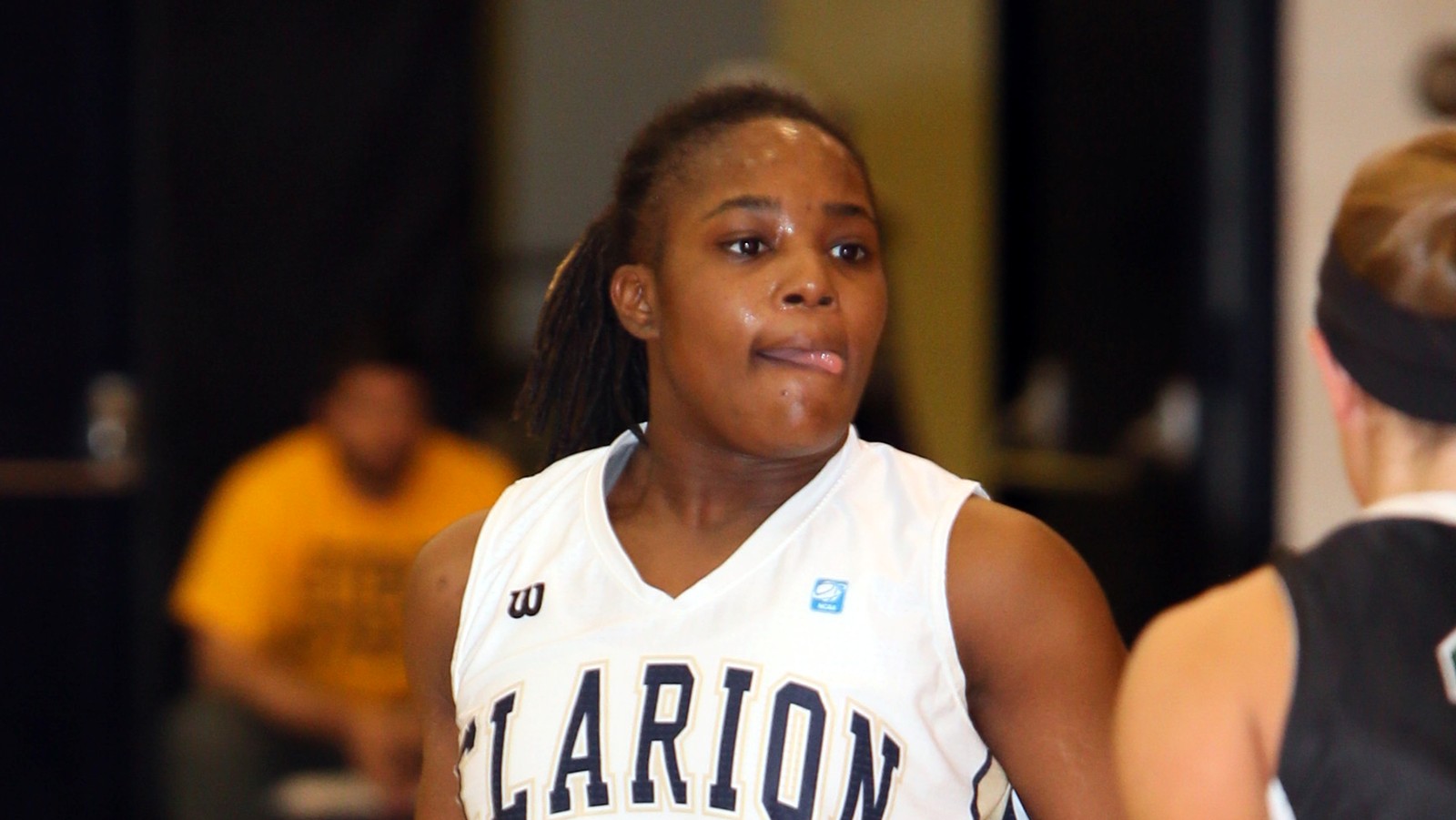 Raven Jones - Basketball (Women's) - Clarion Athletics
