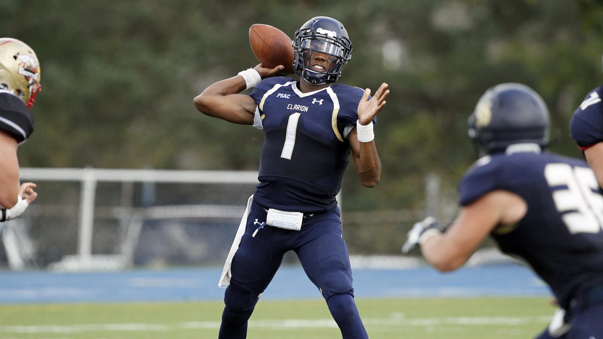 Asiantii Woulard - Football - Clarion Athletics