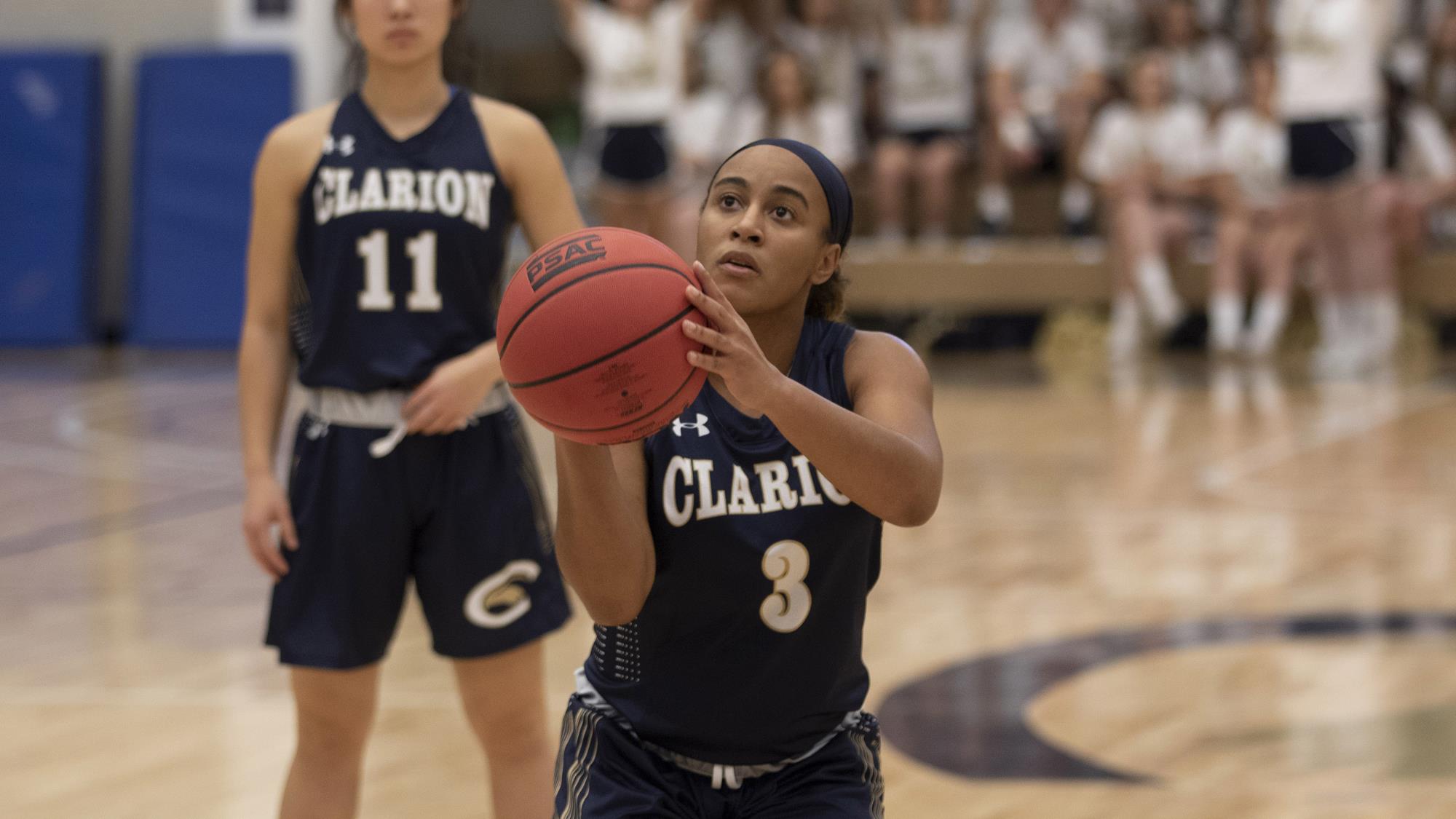 Yndiah Bobo - Basketball (Women's) - Clarion Athletics