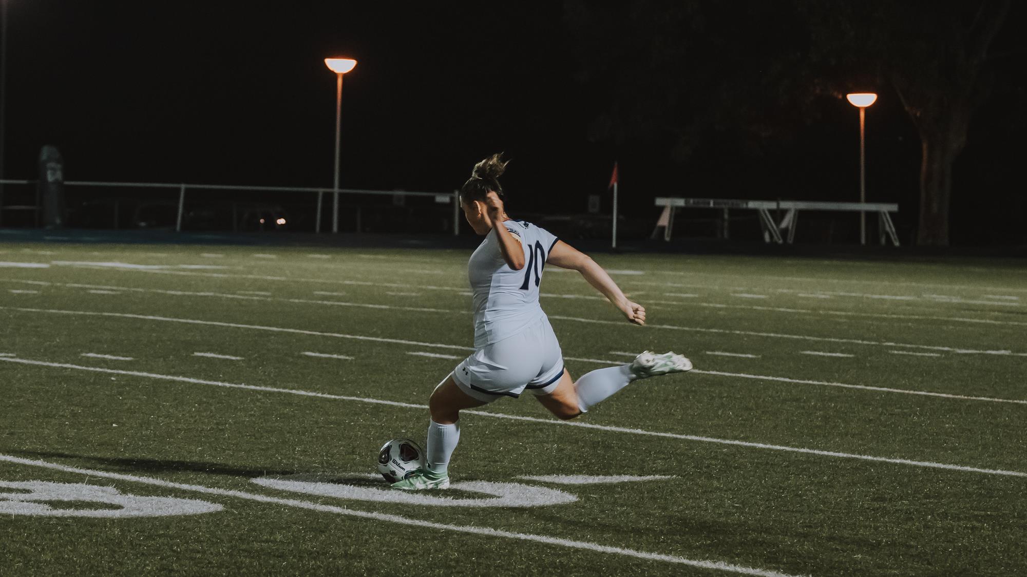 Soccer Drops Home Contest to IUP - Clarion Athletics