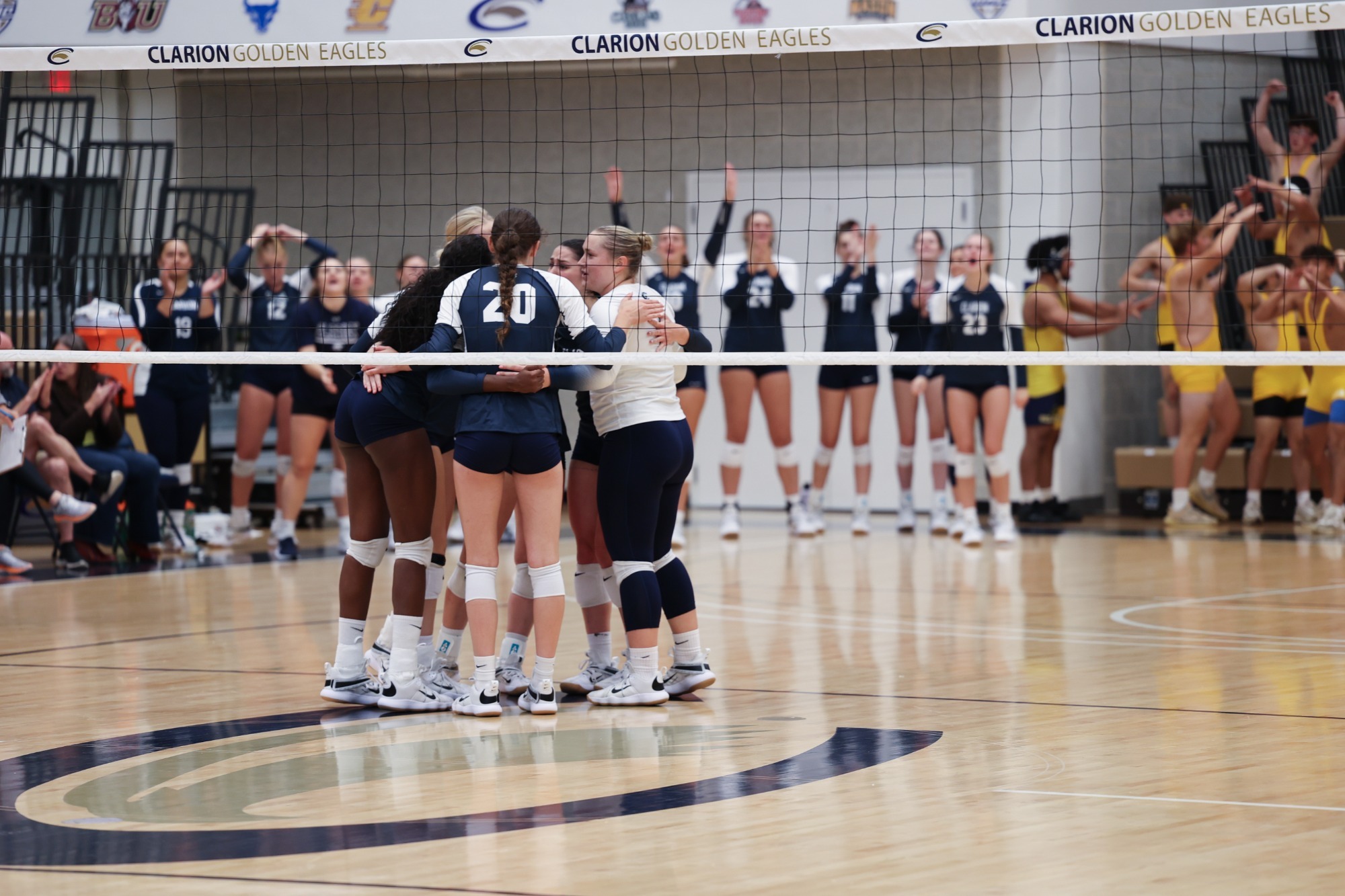 Volleyball Splits on Opening Day at GR Downtown Classic - Clarion Athletics