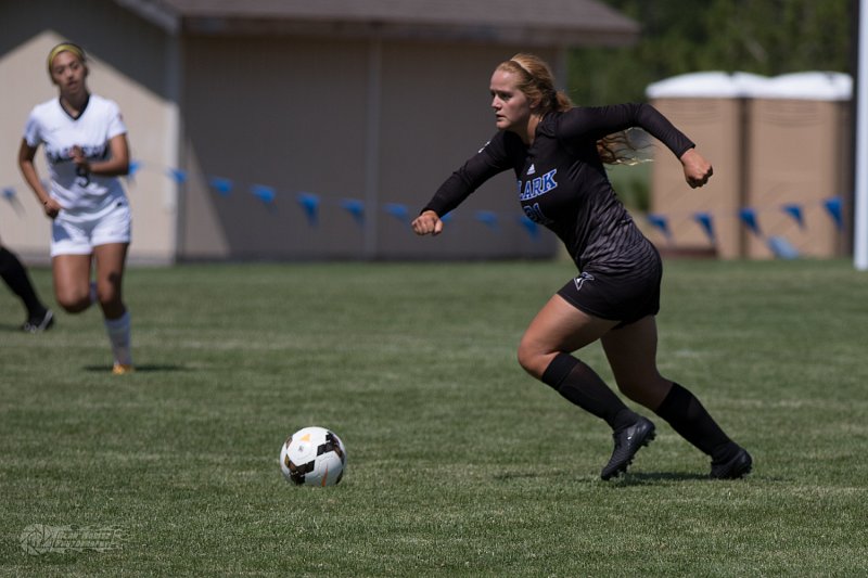 Sarah Teubner - 2018 - Women's Soccer - Clark College Athletics