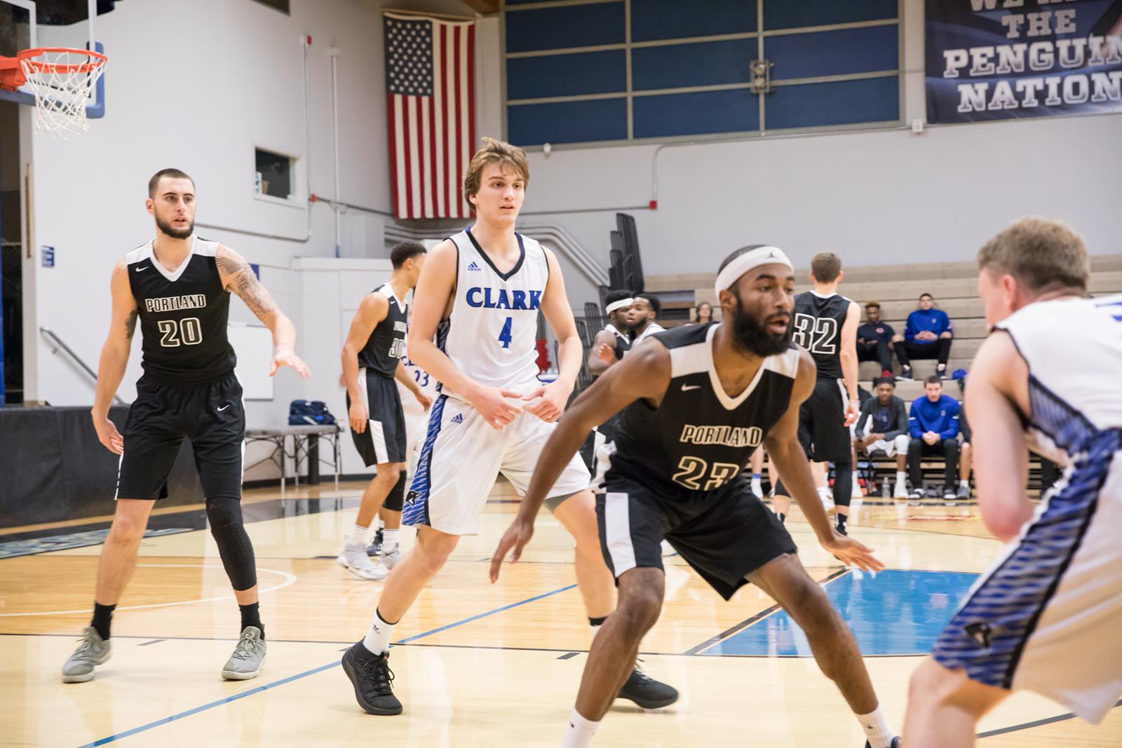 Isaac Houck - 2017-18 - Men's Basketball - Clark College Athletics