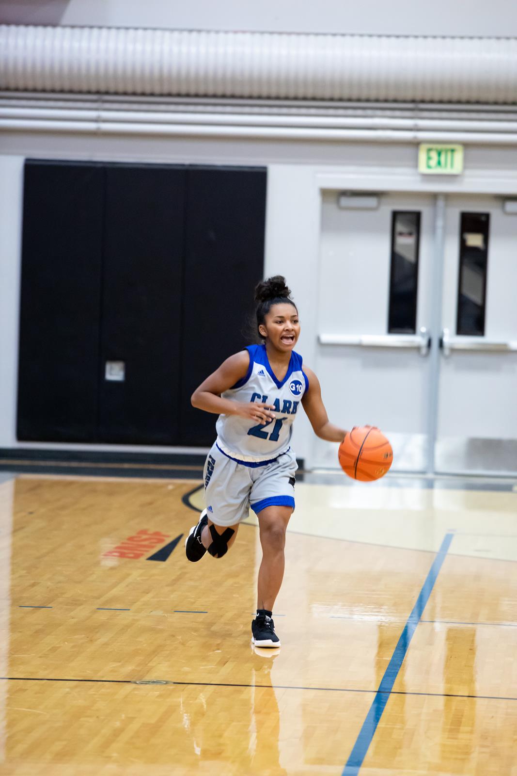 Alexus Hunter - 2019-20 - Women's Basketball - Clark College Athletics