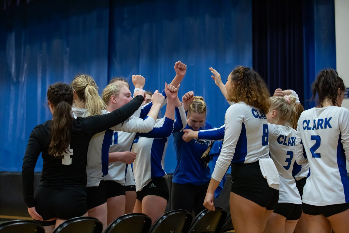 Kayla McLaughlin - 2019 - Women's Volleyball - Clark College Athletics