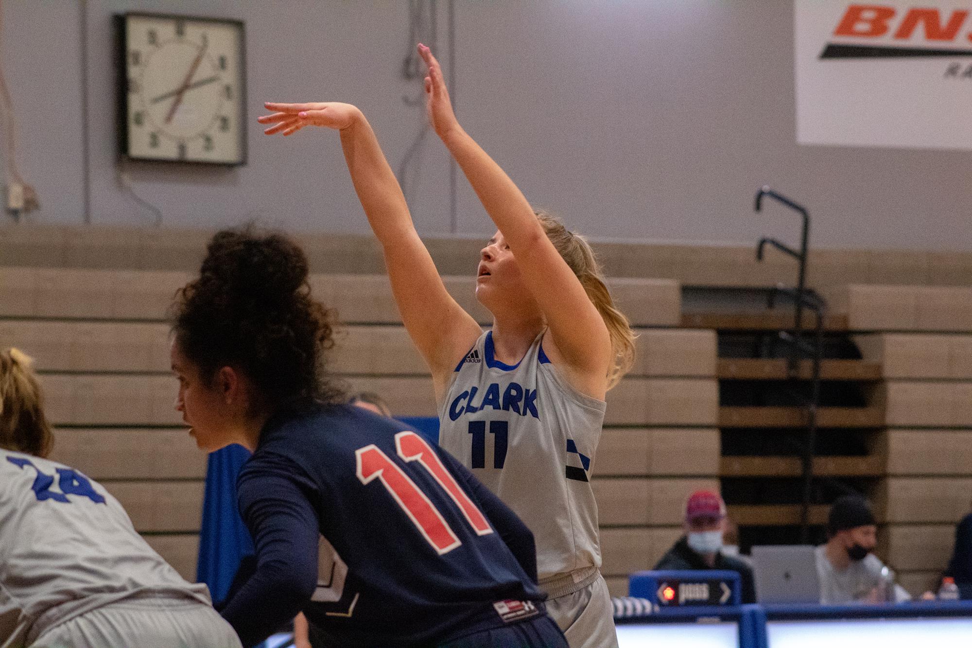 Chloe Wright - 2022-23 - Women's Basketball - Clark College Athletics