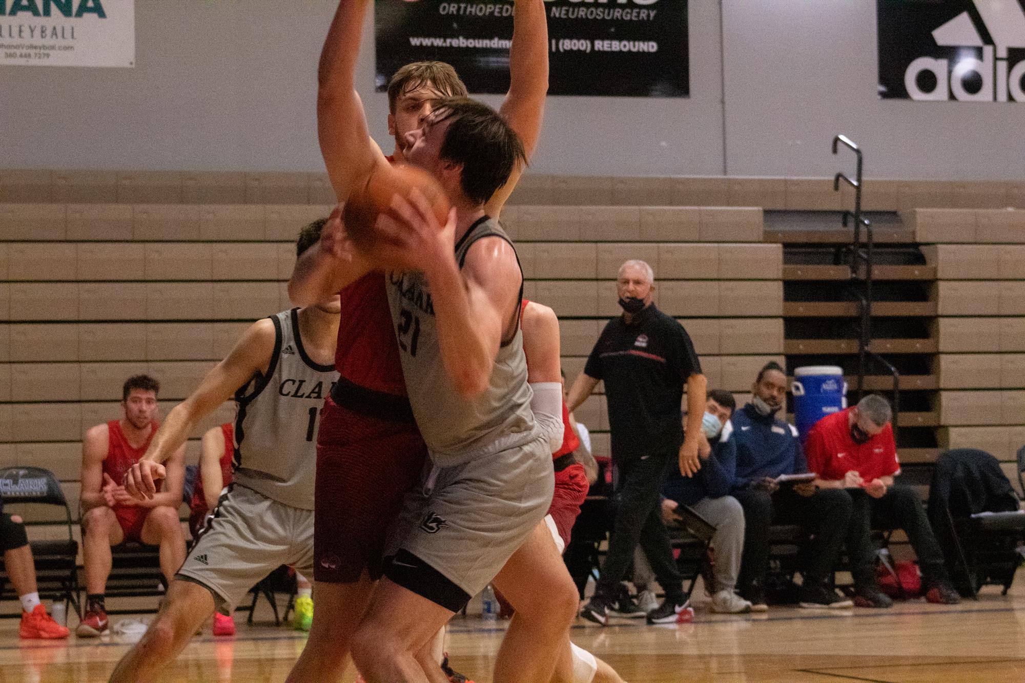 Liam Clark - 2021-22 - Men's Basketball - Clark College Athletics