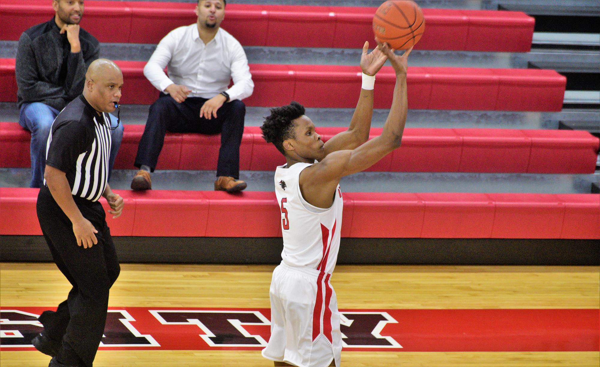 Panthers Defeat Central State 82-69 For Fourth Straight Win - Clark ...