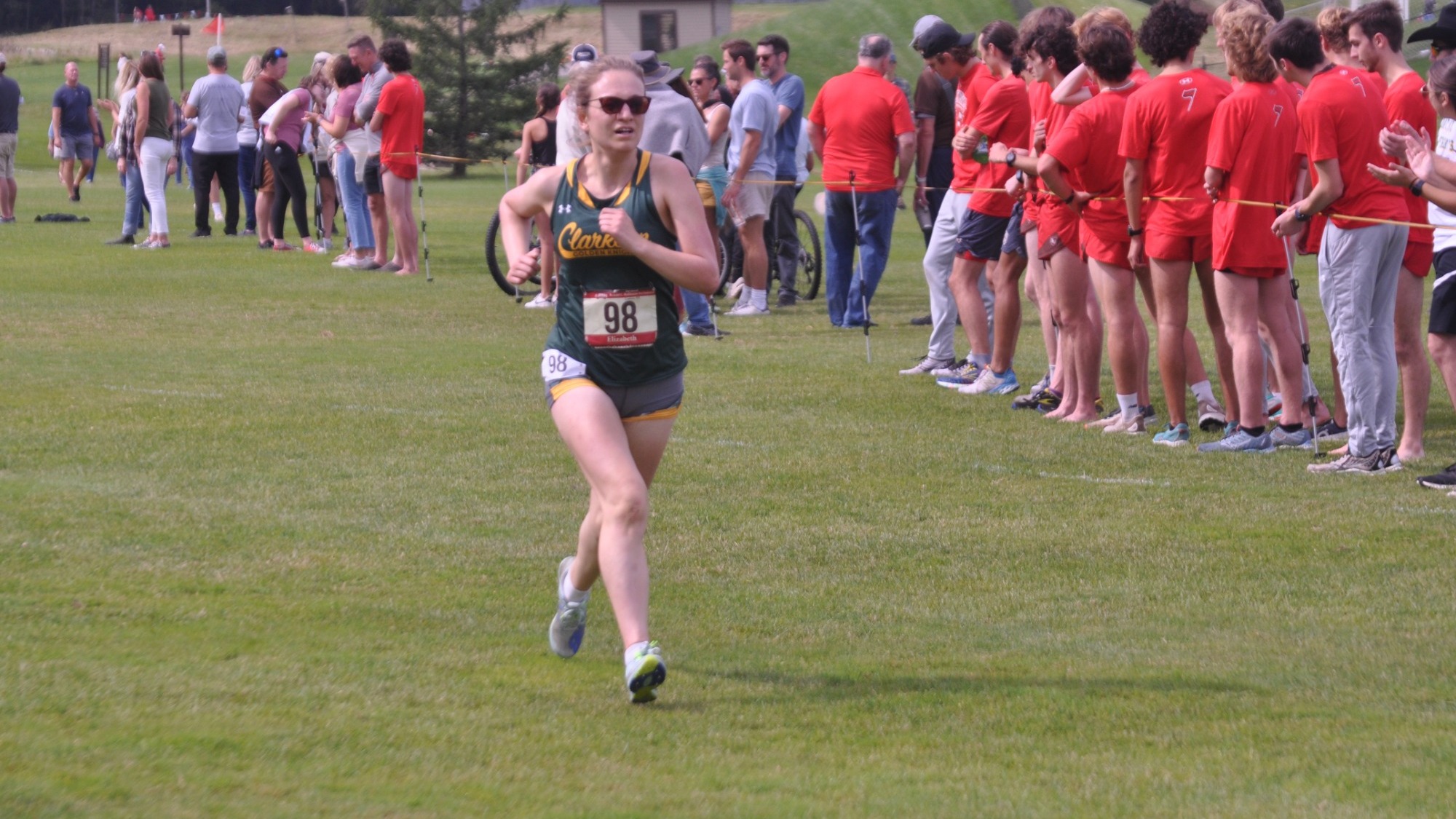 Elizabeth Schneider - Cross Country - Clarkson University Athletics