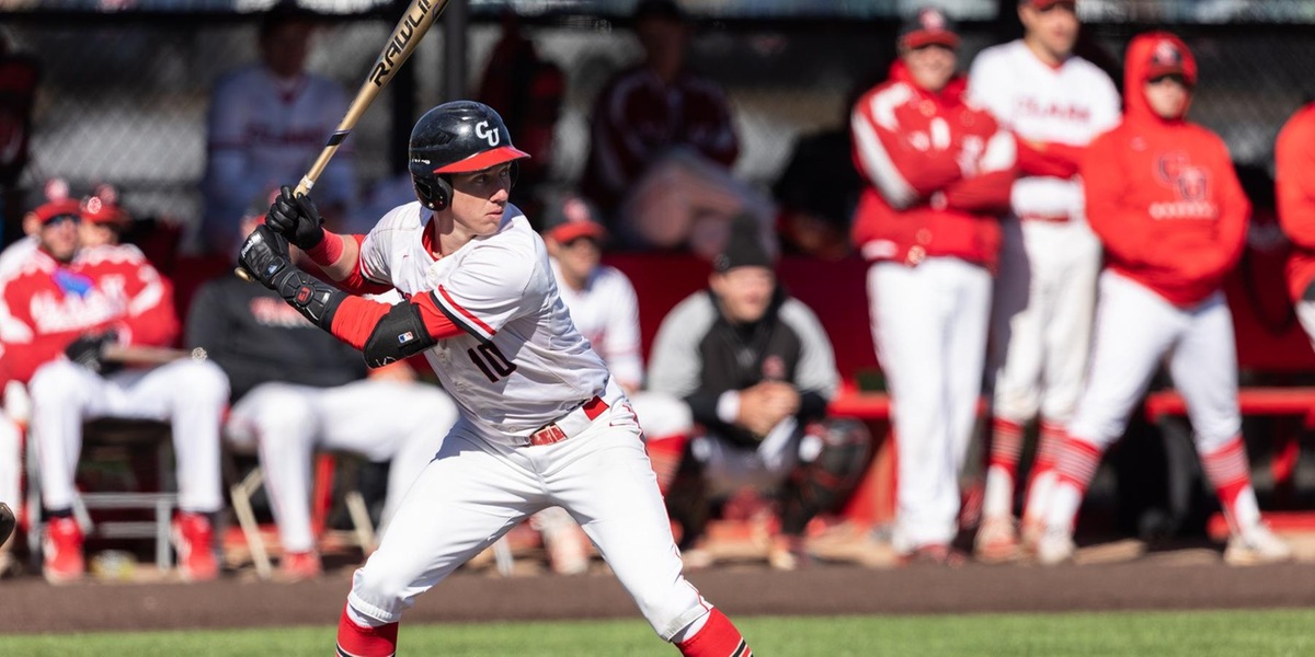 Emerson Pushes Past Clark in NEWMAC Contest - Clark University