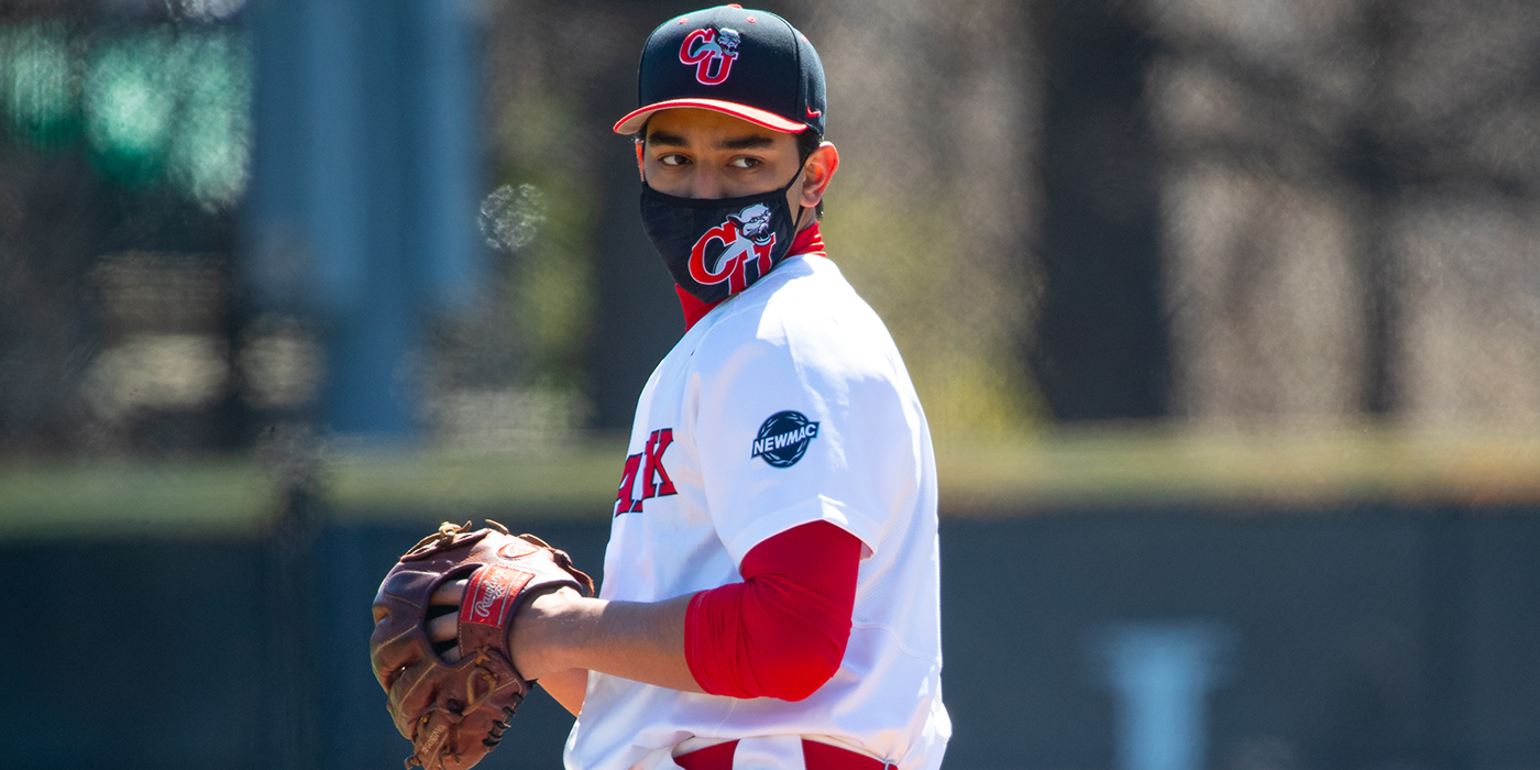 BSB: Cougars Stifled by Wheaton in Doubleheader - Clark University
