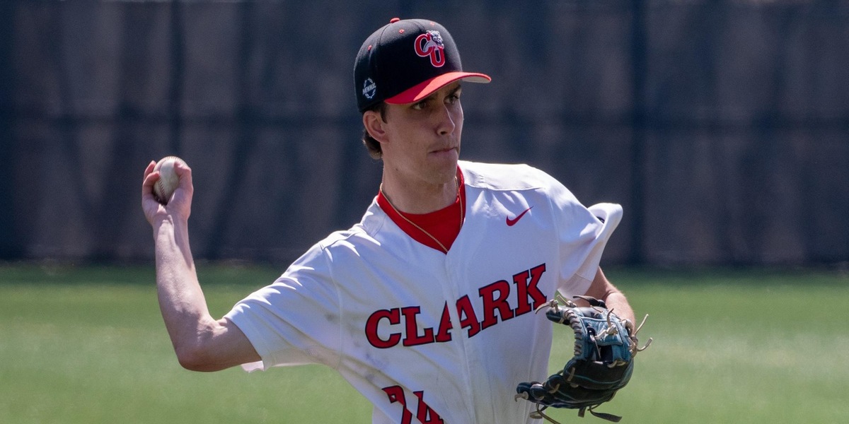 Baseball Falls to Babson In Extra Innings on Tuesday - Clark University
