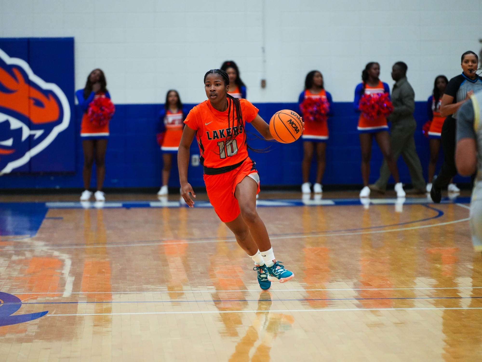 The Lakers Saw Three Double-Digit Scorers in loss to Lincoln Memorial ...