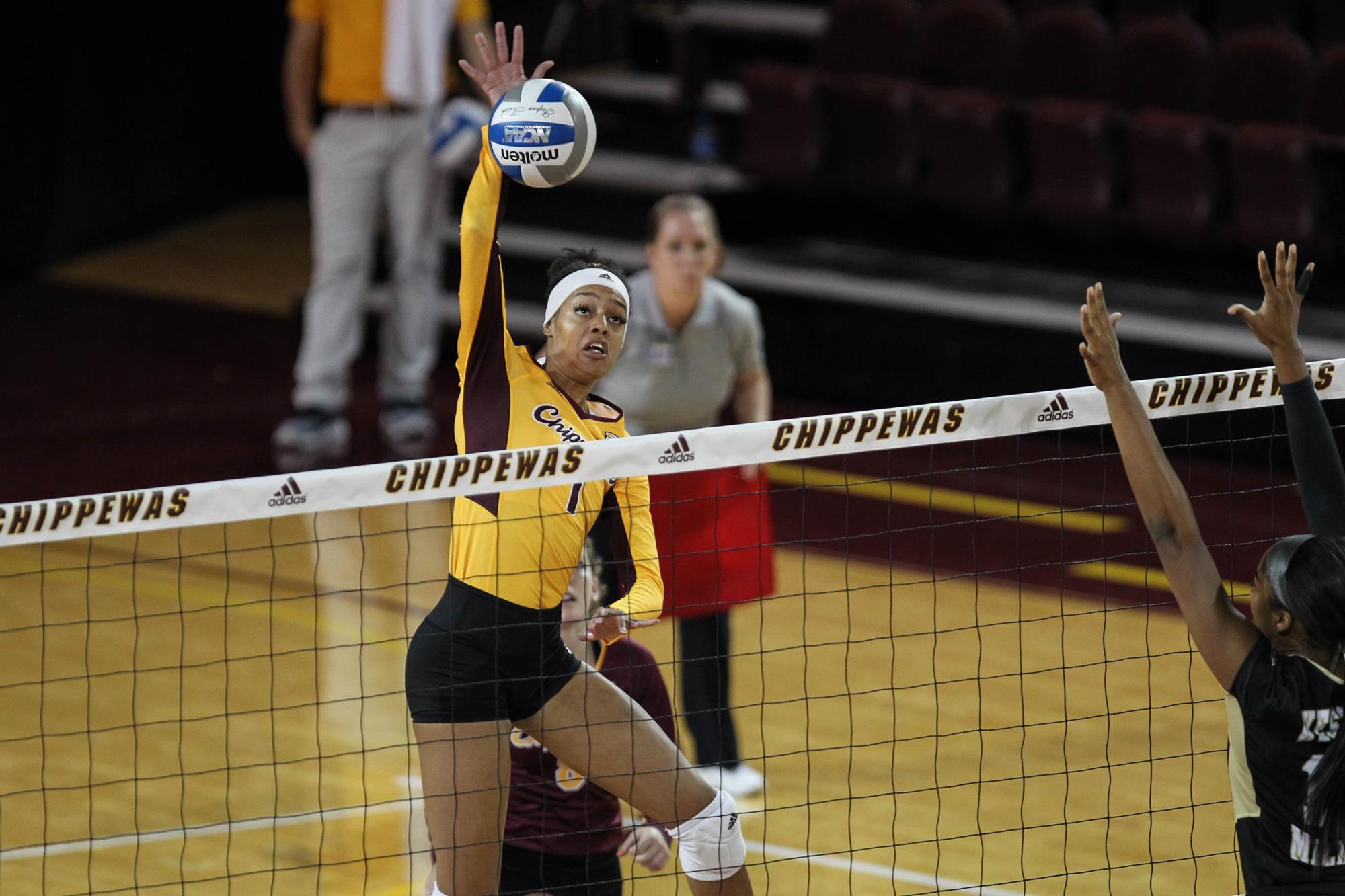 Jayla Wesley - Volleyball - Central Michigan University Athletics