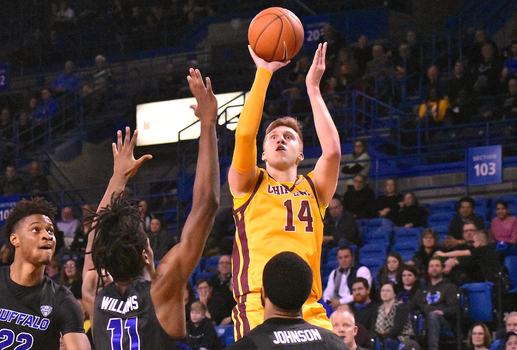 DiLeo Stands Atop 3-Point List - Central Michigan University Athletics