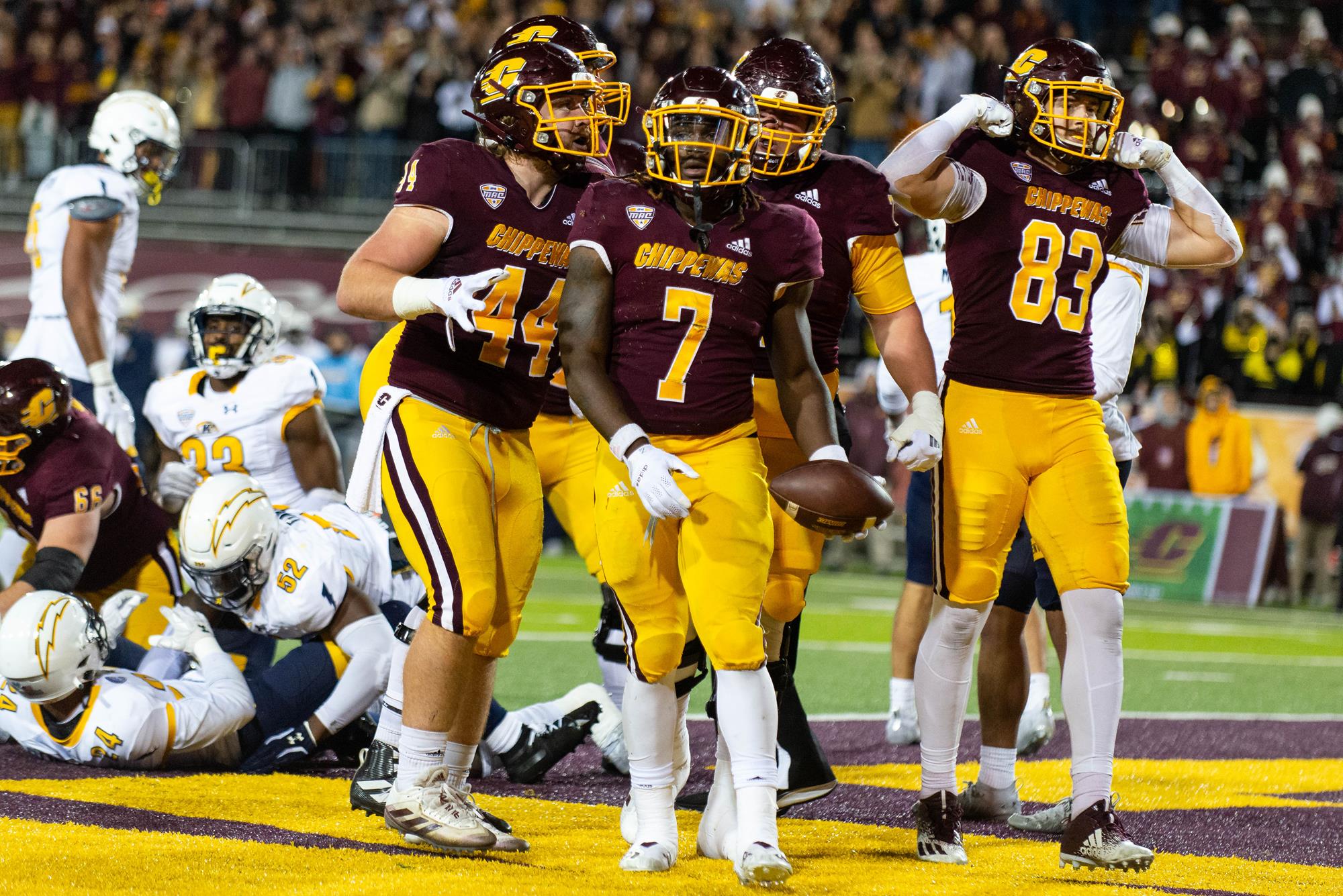 Lew Nichols III - Football - Central Michigan University Athletics