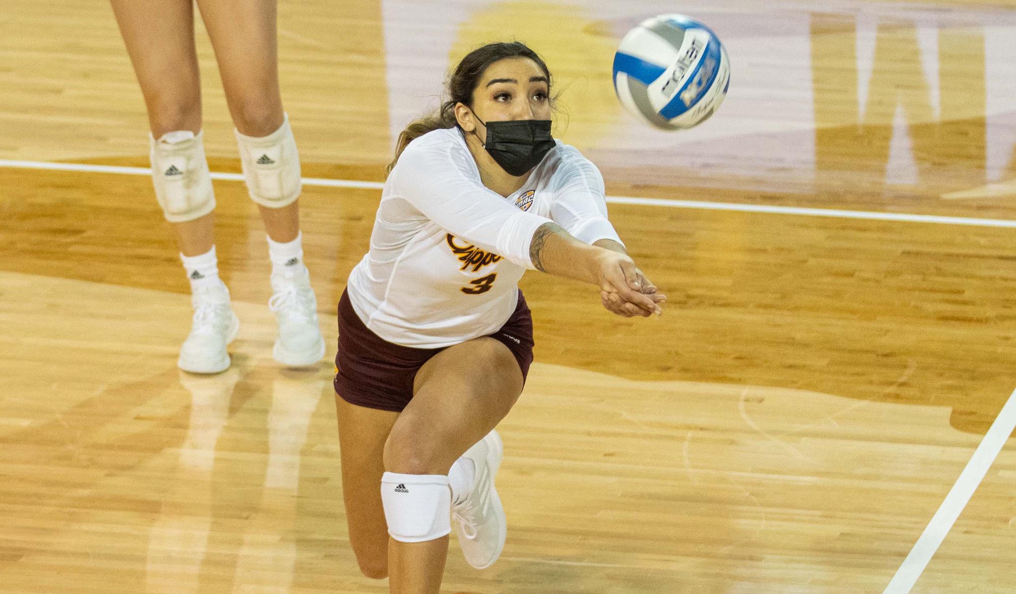 Kalina Smith - Volleyball - Central Michigan University Athletics