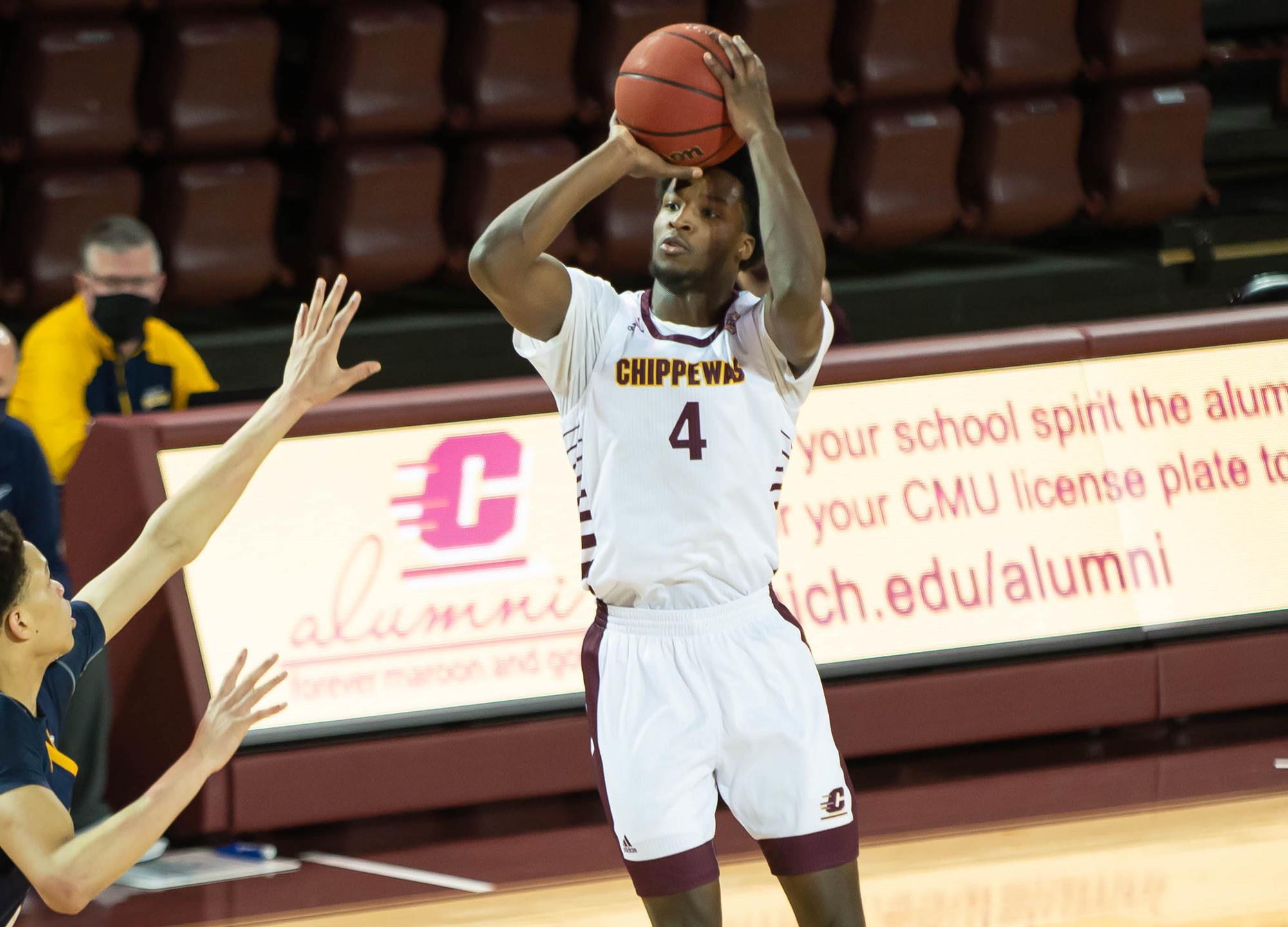Caleb Huffman - Men's Basketball - Central Michigan University Athletics