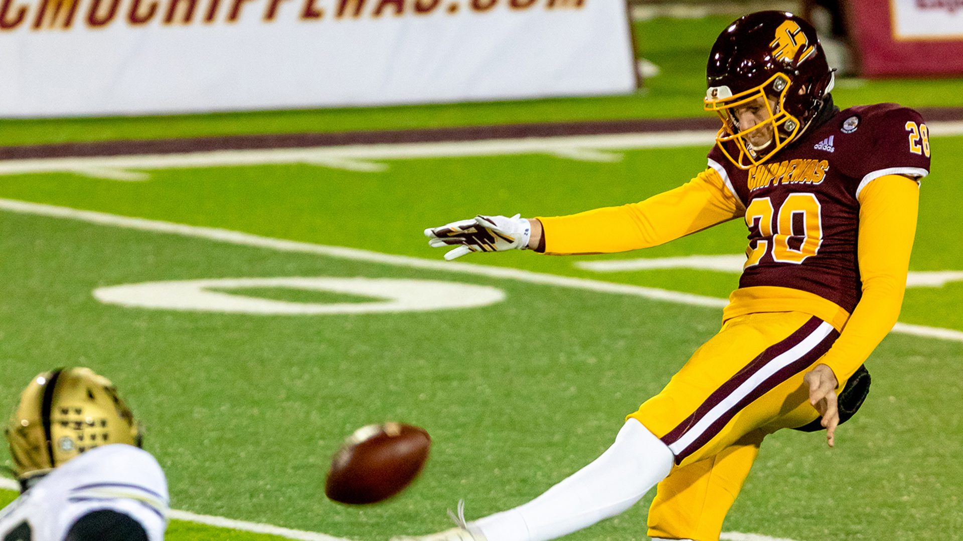 Luke Elzinga - Football - Central Michigan University Athletics