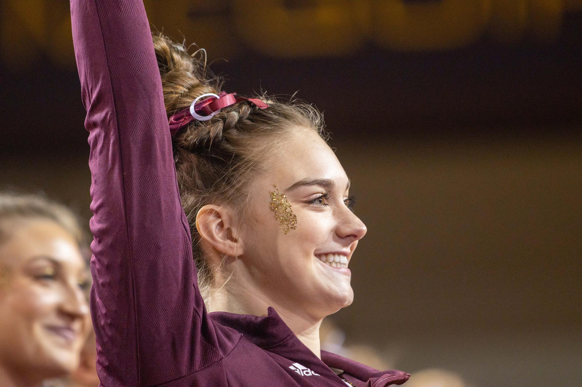 Amber Mueller - Gymnastics - Central Michigan University Athletics