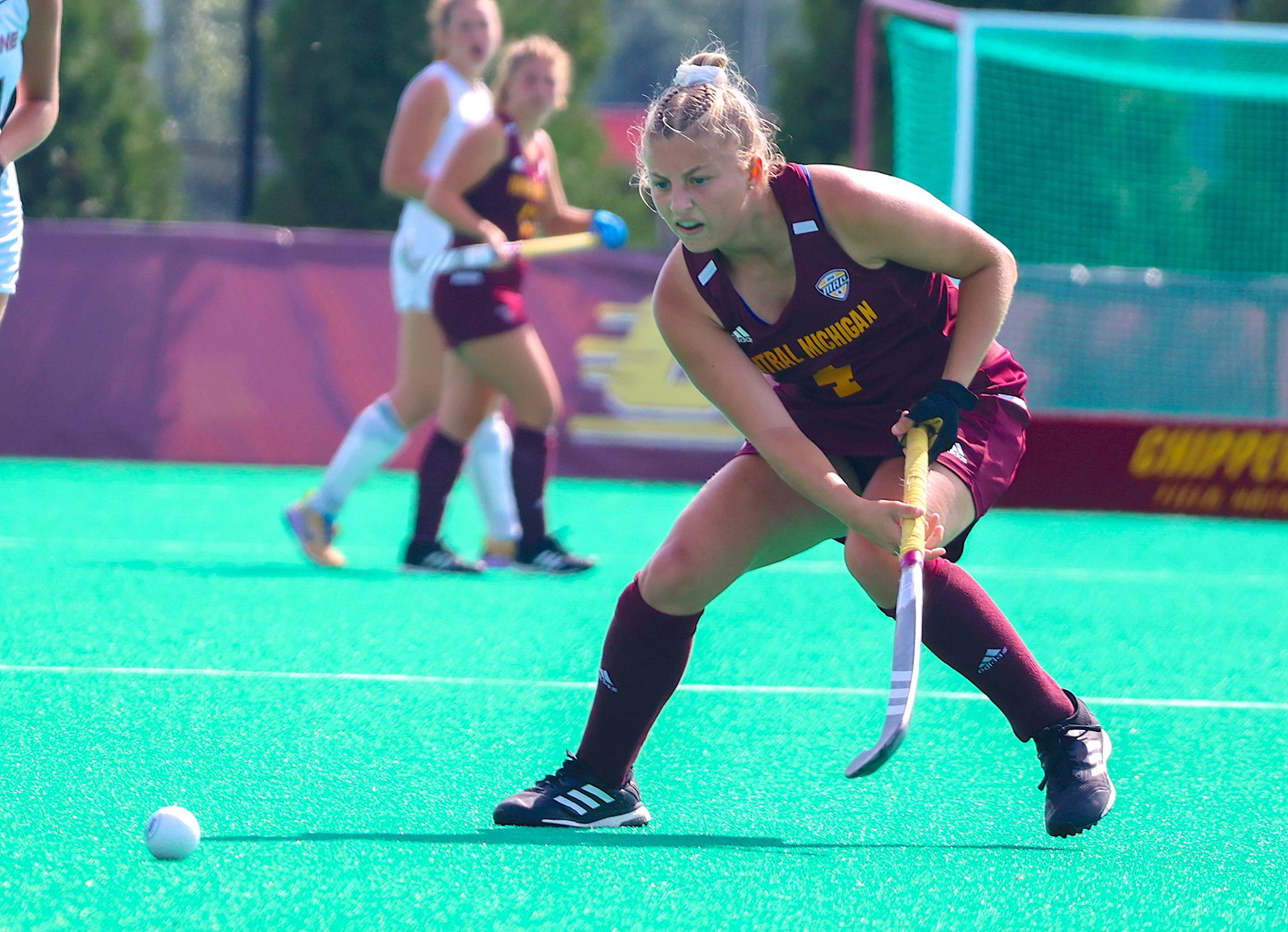 Field Hockey Explodes To 6-0 Win - Central Michigan University Athletics