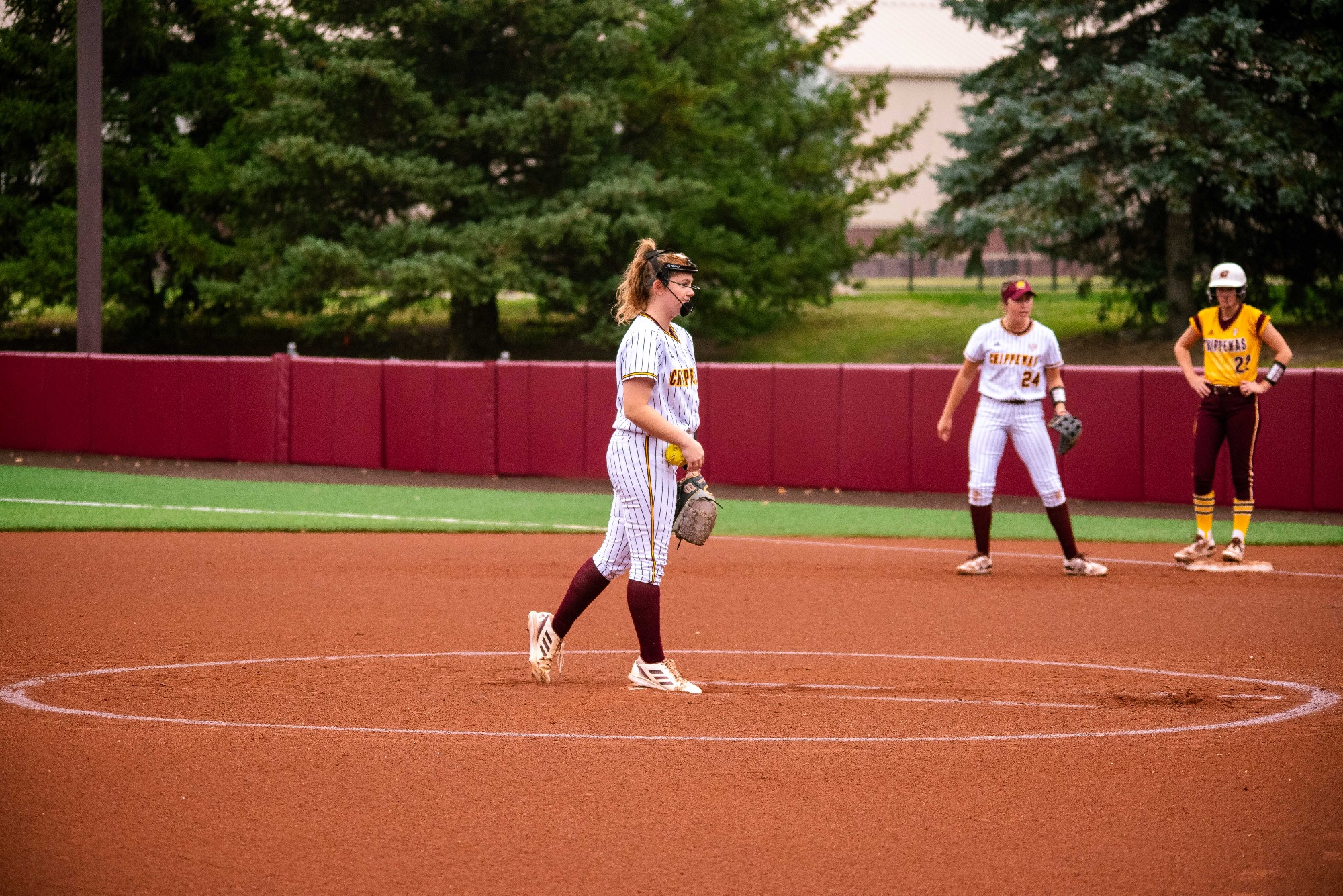 Emma DeBoer - Softball - Central Michigan University Athletics