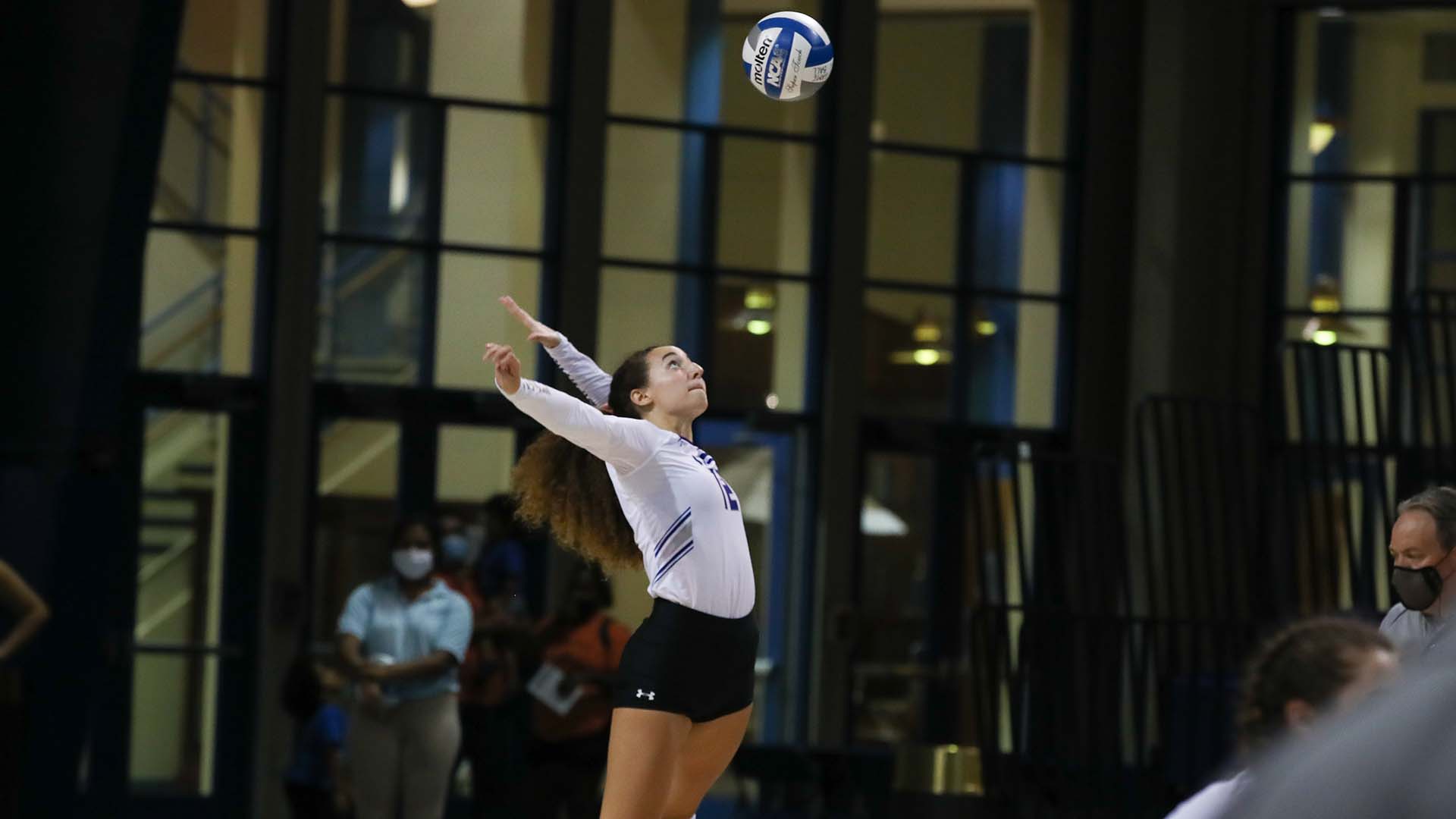 Anna Dean - Volleyball - Christopher Newport University Athletics