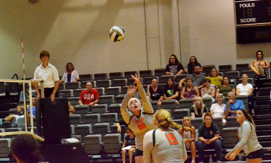 Mackenzie Holbert - 2018 - Women's Volleyball - SUNY Cobleskill Athletics