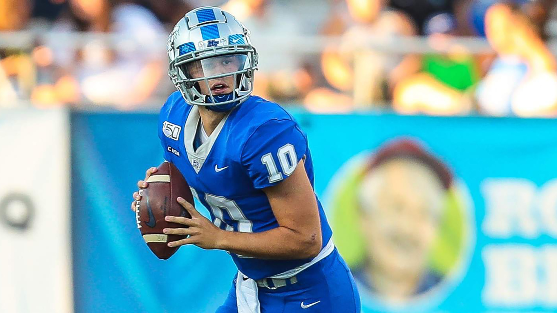 Full-Bodied QB - College of DuPage