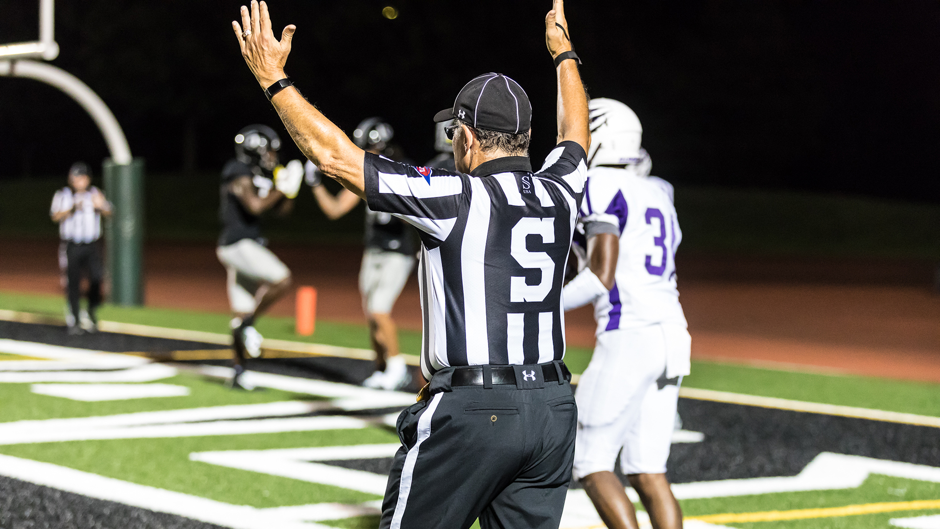 Complete game favors top-ranked Chaps - College of DuPage