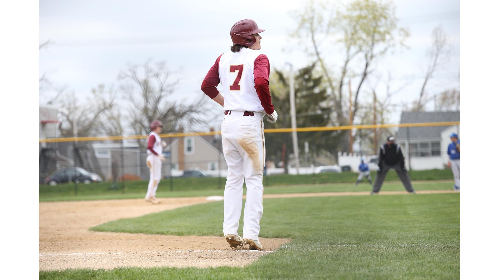 Baseball Splits a Pair of Games to End Opening Weekend - Coe College