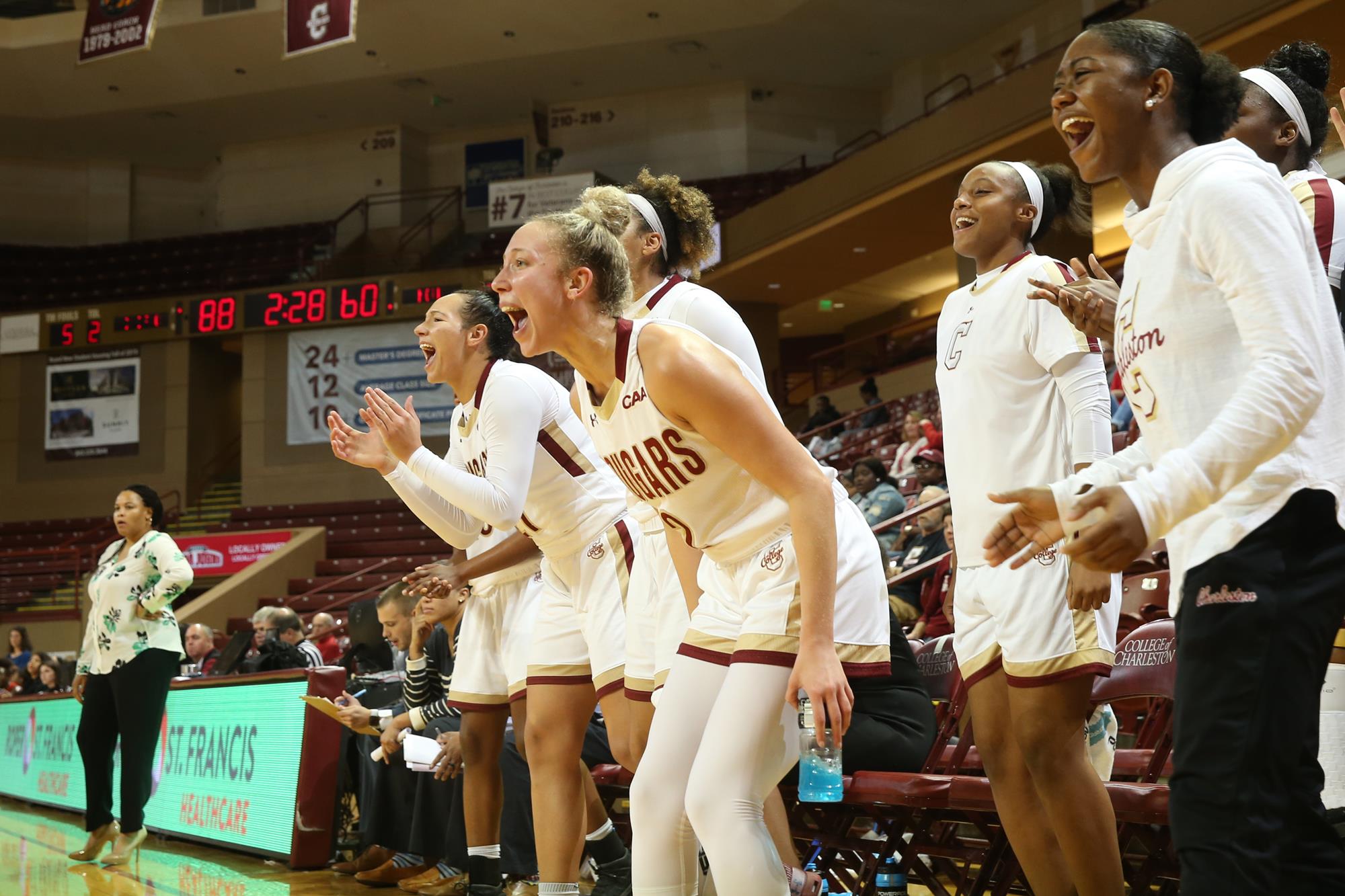 Darien Huff - Women's Basketball - College of Charleston Athletics