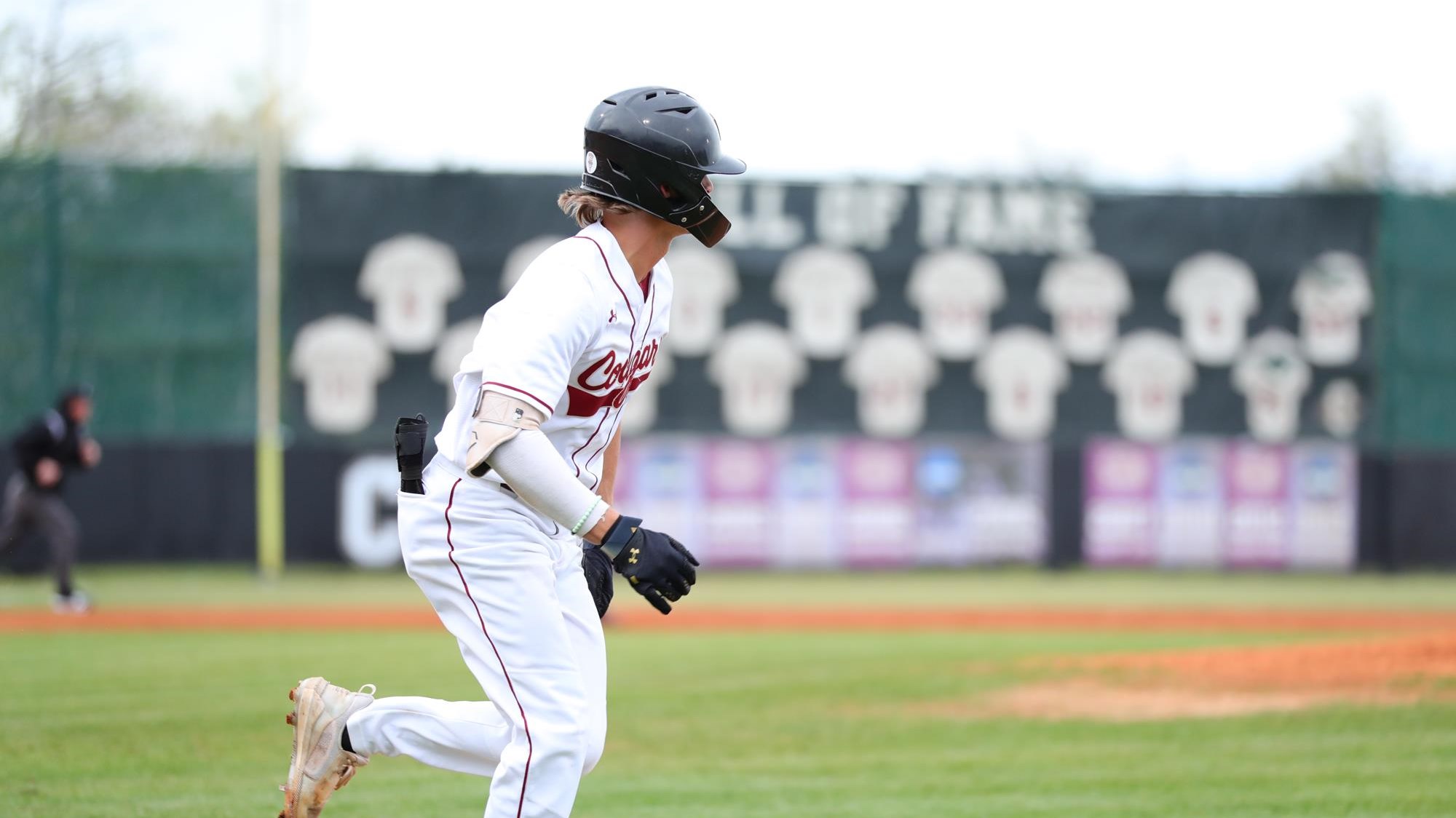 Cougars Drop Opener to UNCW, 4-3 - College of Charleston Athletics