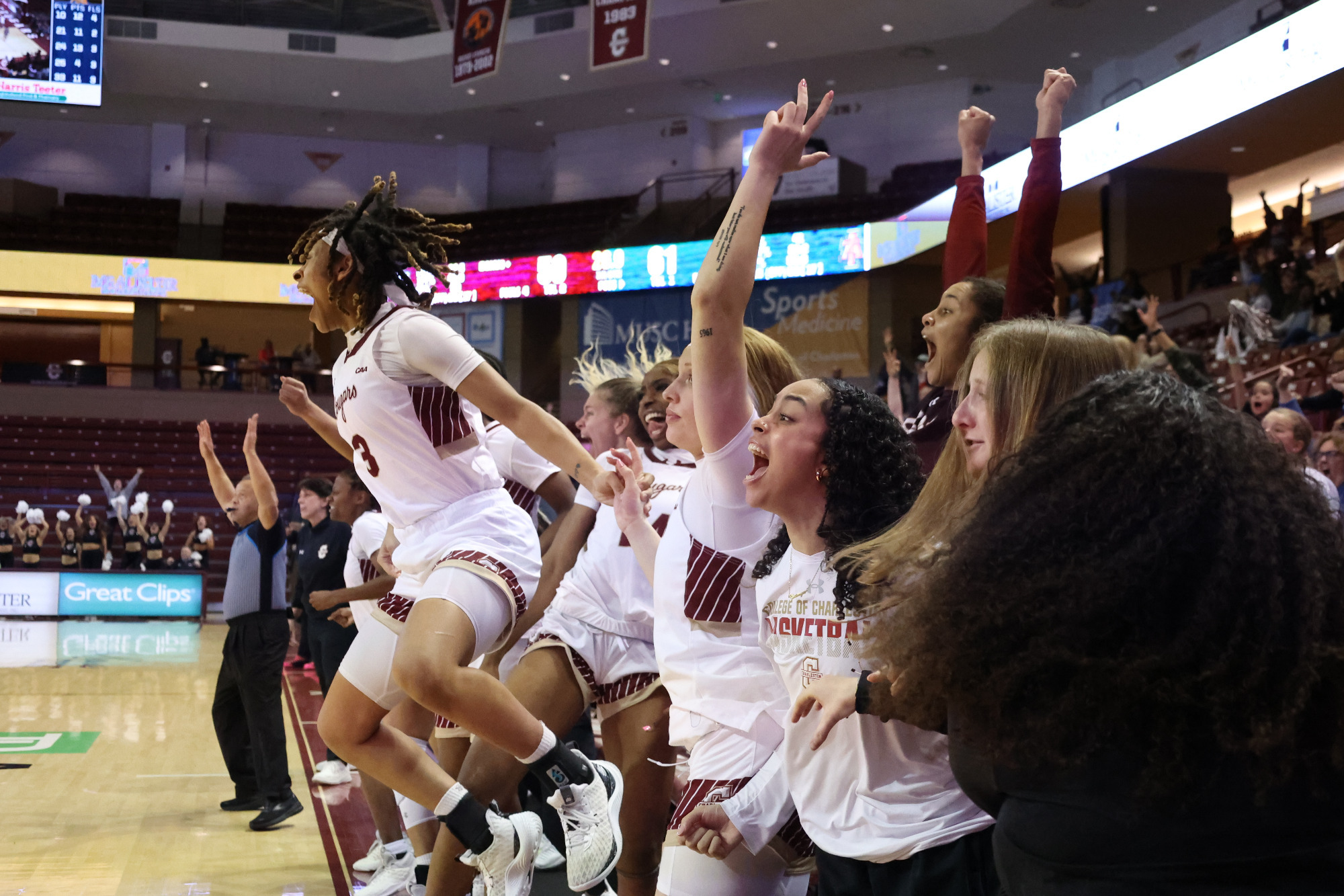 Cougars Sweep Aggies in Thrilling Victory - College of Charleston Athletics