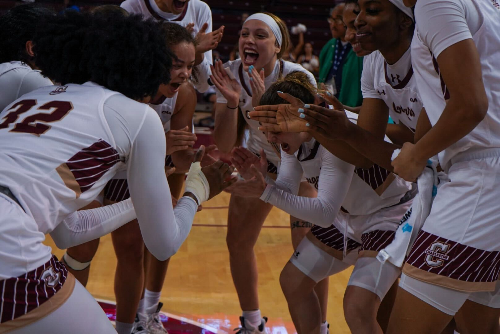Team Effort Powers Cougars to Key Victory - College of Charleston Athletics