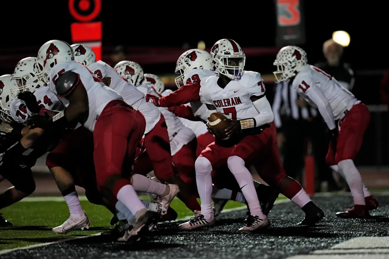 Mason Football Rallies in Second Half to Defeat Colerain, Advance in ...