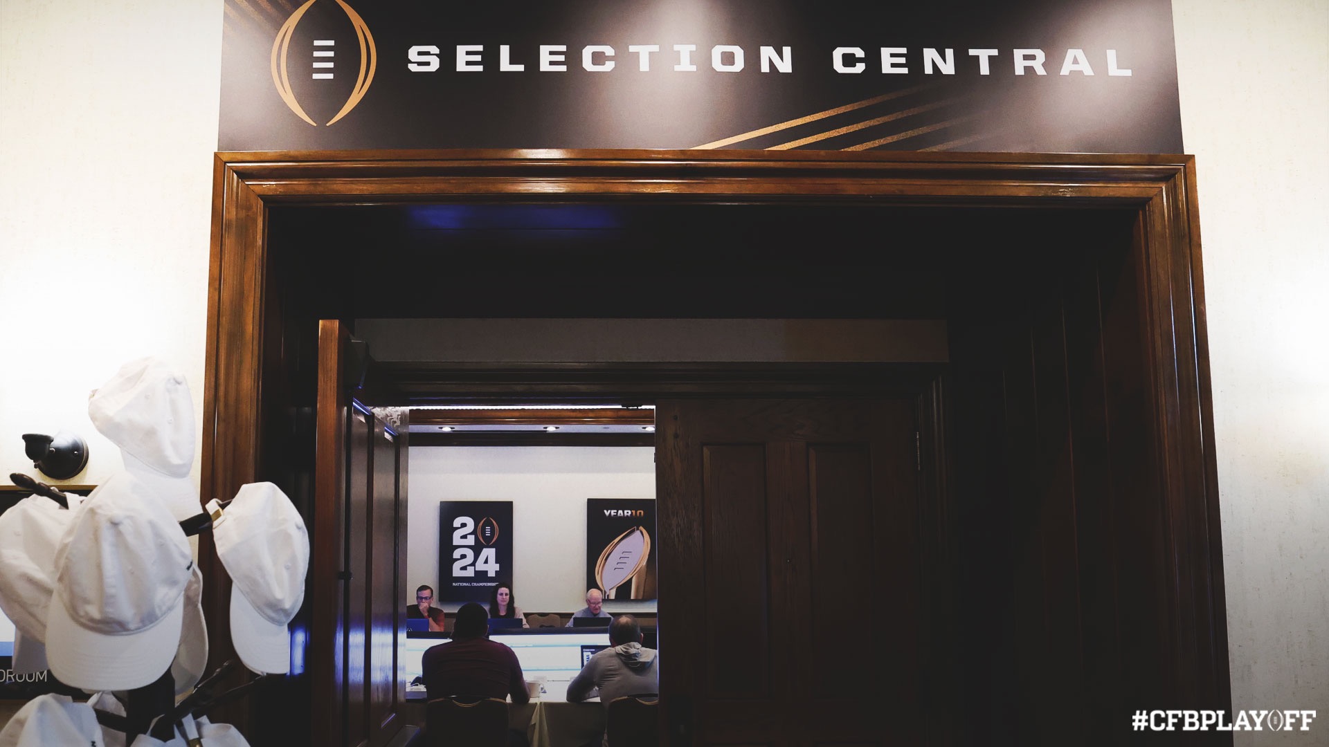 5 7 Format Confirmed For 12 Team Playoff College Football Playoff
