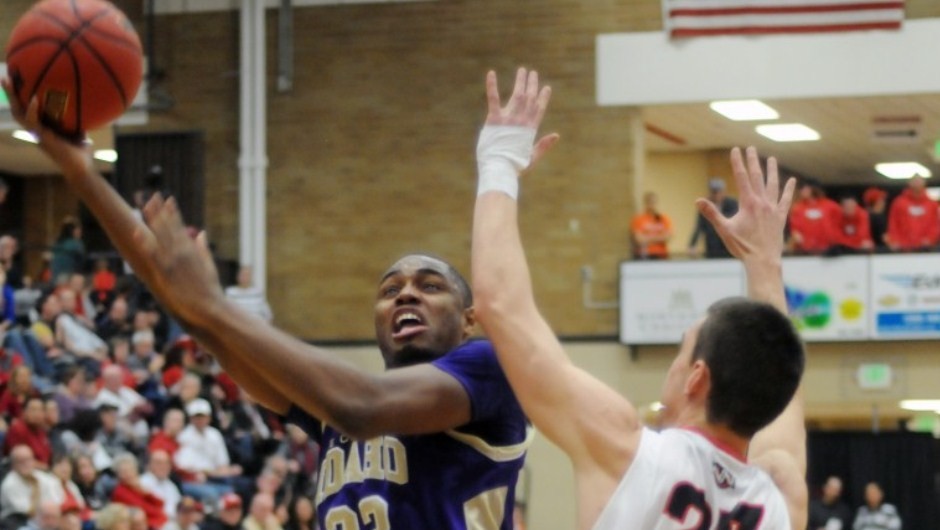 Antonio Garrett - Men's Basketball - College of Idaho Athletics