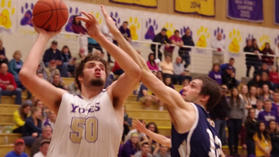 Joe Vaz - Men's Basketball - College of Idaho Athletics