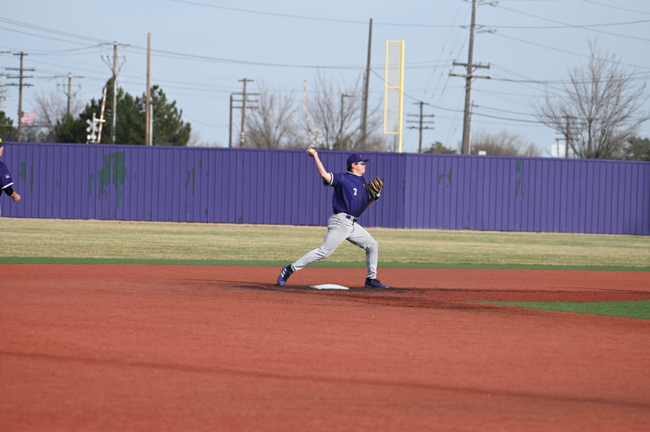 Yotes Baseball Takes First Two from OIT - College of Idaho Athletics