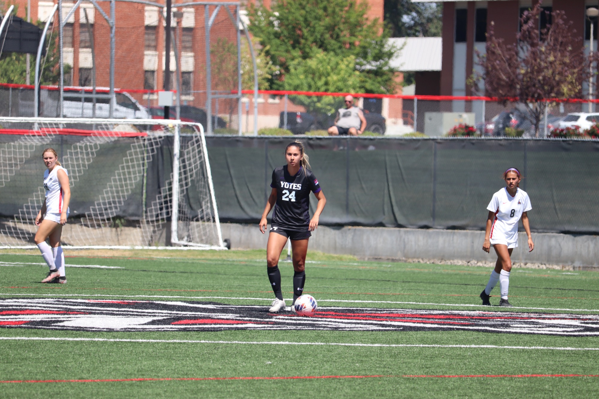 Lizzy Gonzalez - Women's Soccer - College of Idaho Athletics