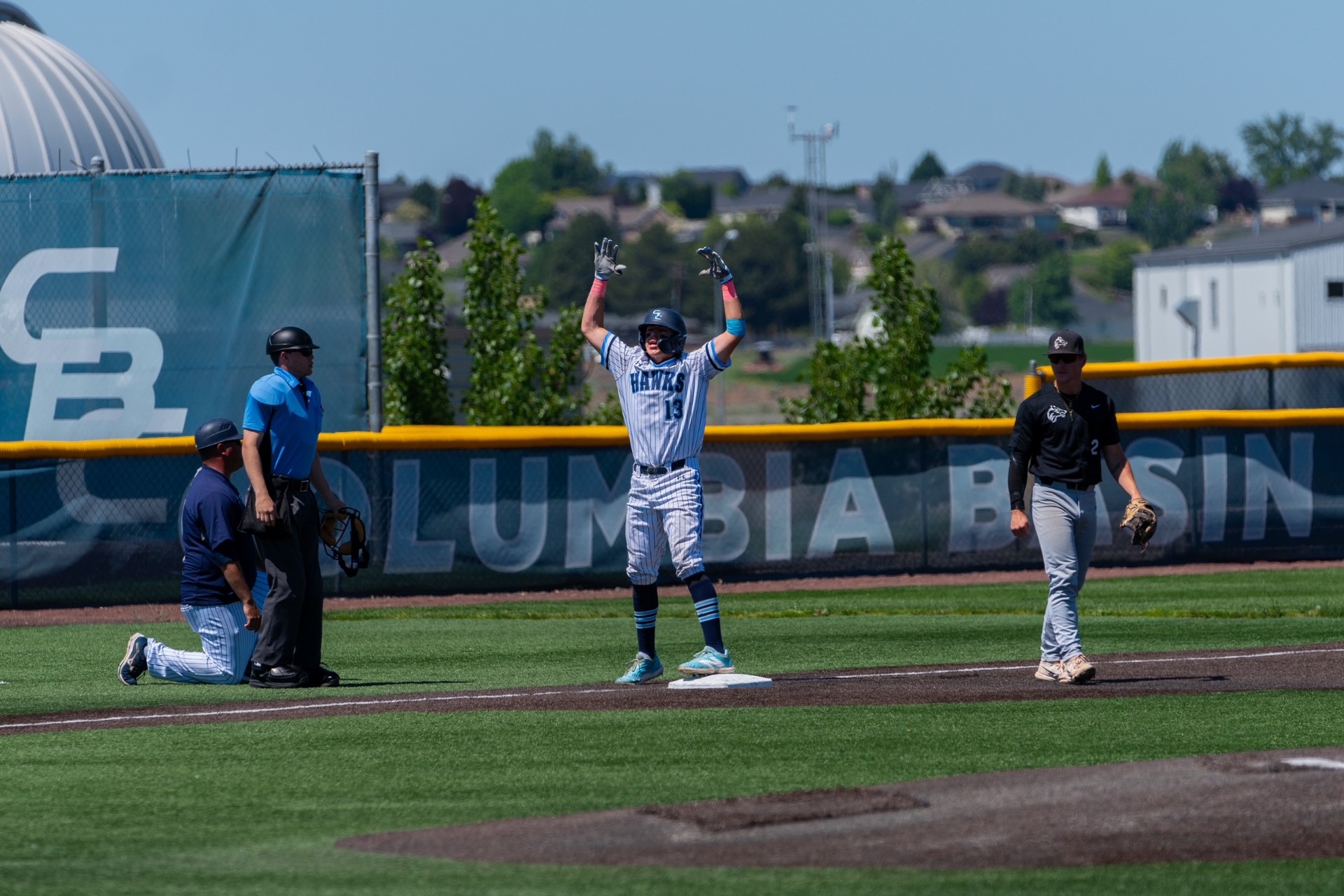 Baseball settles for 3-seed with split of Timberwolves - Columbia Basin ...