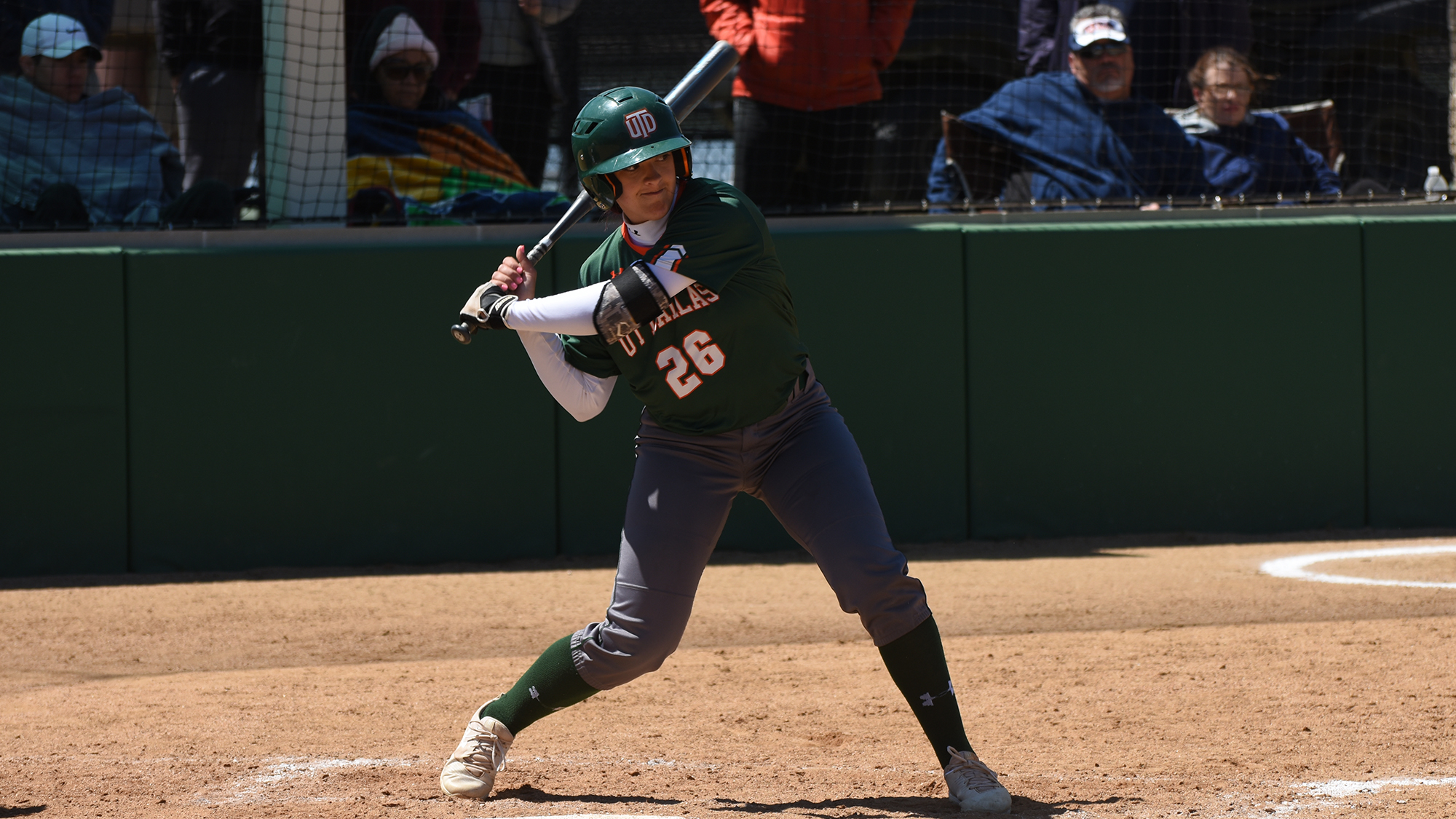Kynsee Gesch - Softball - University of Texas at Dallas Athletics