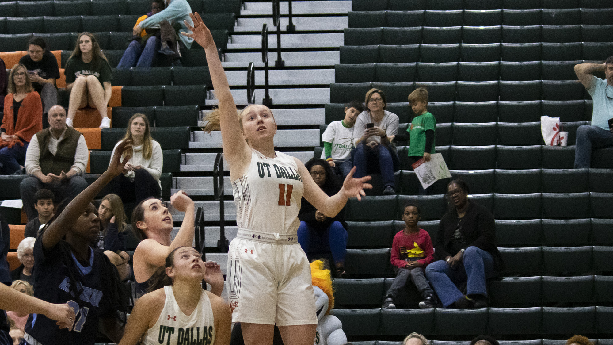 Emma Warnsman - Women's Basketball - University of Texas at Dallas ...