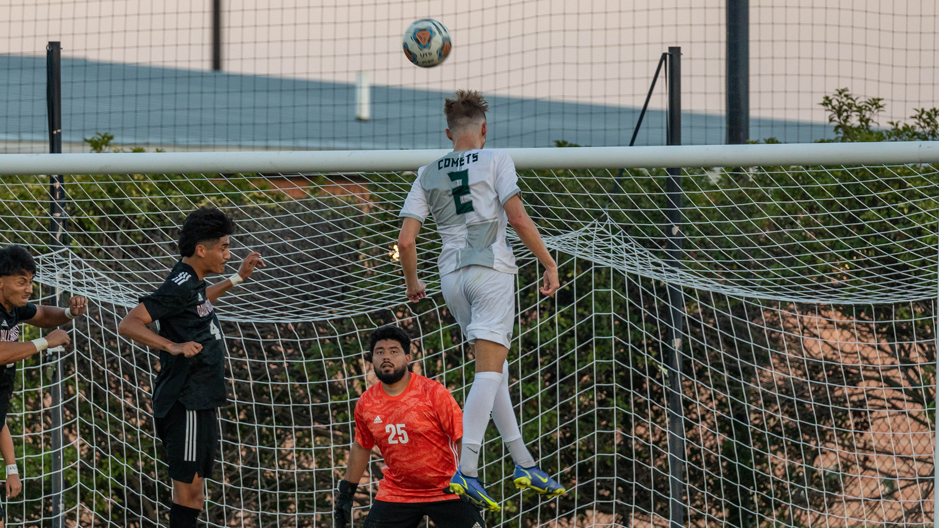 Comets Cruise Over Crusaders 7-0 - University of Texas at Dallas Athletics